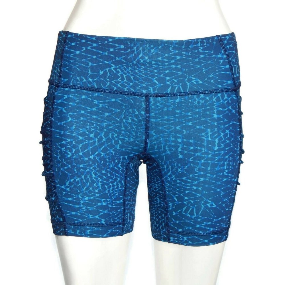 Lululemon Shorts Beautiful Blue Water Wave Pattern Si… - Gem